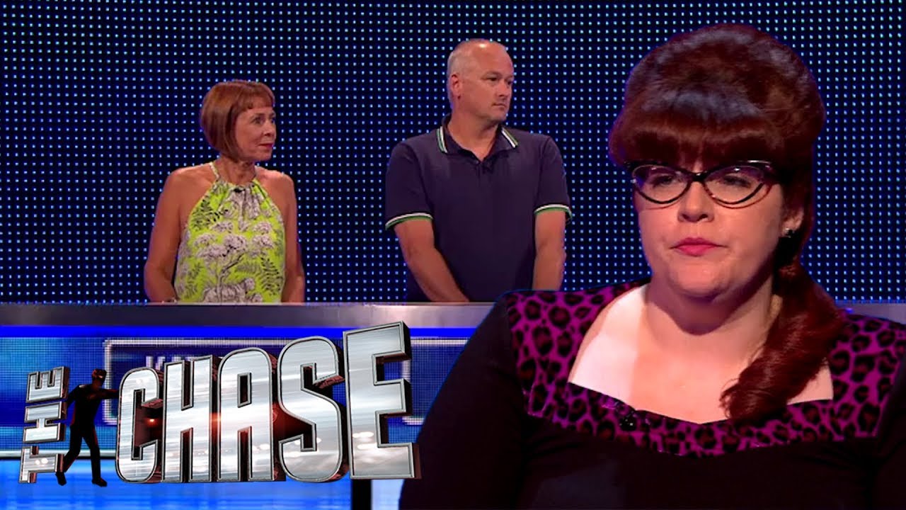 The Chase | Kathryn and Jason's £10,000 Final Chase! - YouTube
