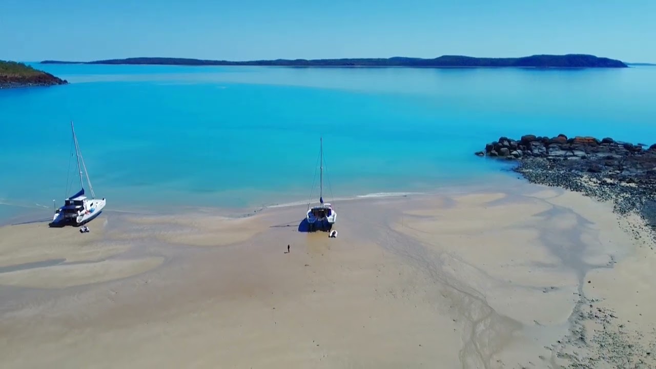 Careening Lamitsu on a Kimberley beach - YouTube