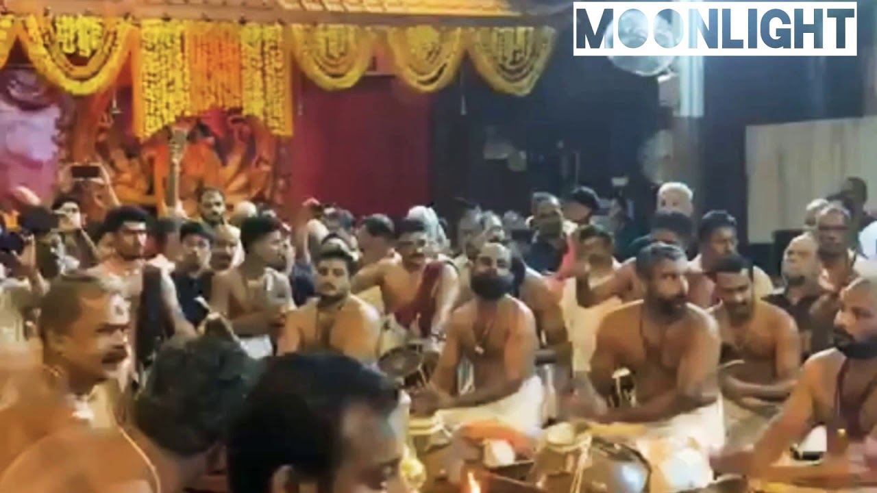 Mizhavu(മിഴാവ്) Panchari Melam Music @Thrissur Temple (Kerala) - YouTube
