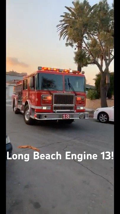 Long Beach Fire Dept. Engine 13 (Reserve) Clearing with Siren - YouTube