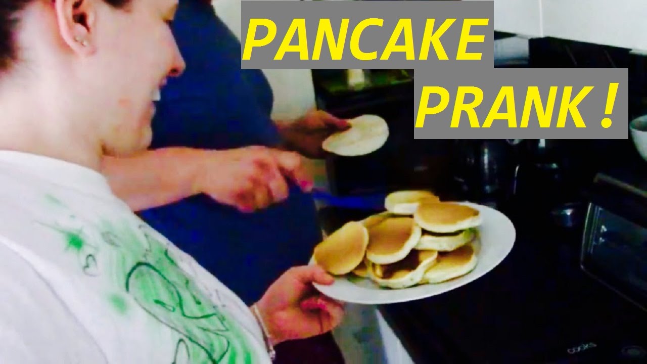 PRANK : FAKE PANCAKES! - YouTube