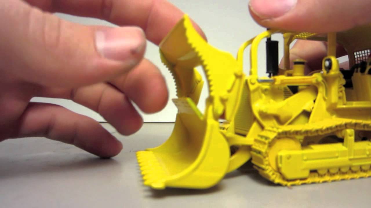 IH 175 Demo Loader Review - YouTube