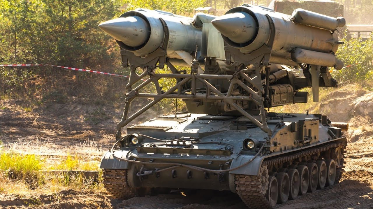 Soviet (Russian) surface-to-air missile (SAM) system «Krug» - YouTube