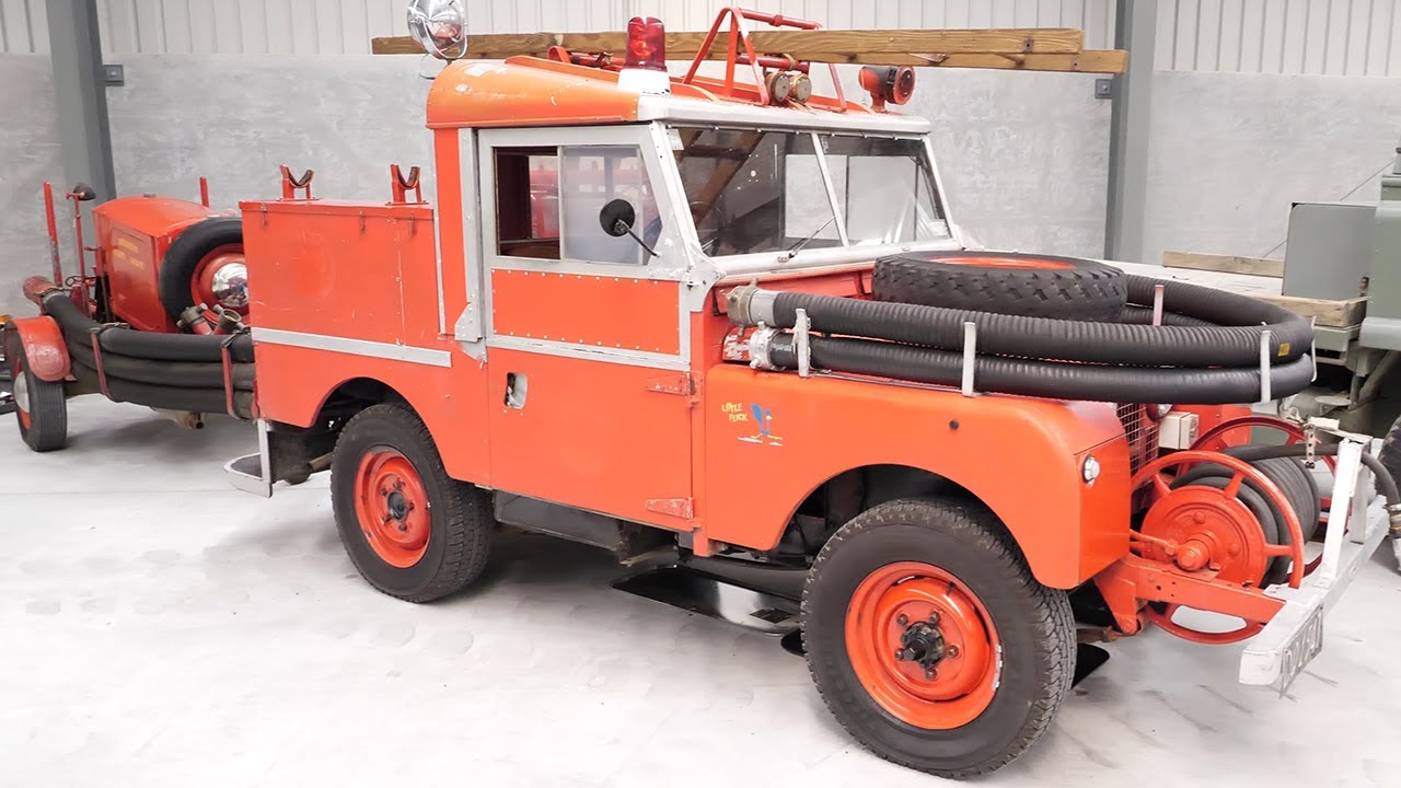 Vintage 1954 Land Rover Fire Truck and Trailer in Geraldine - YouTube