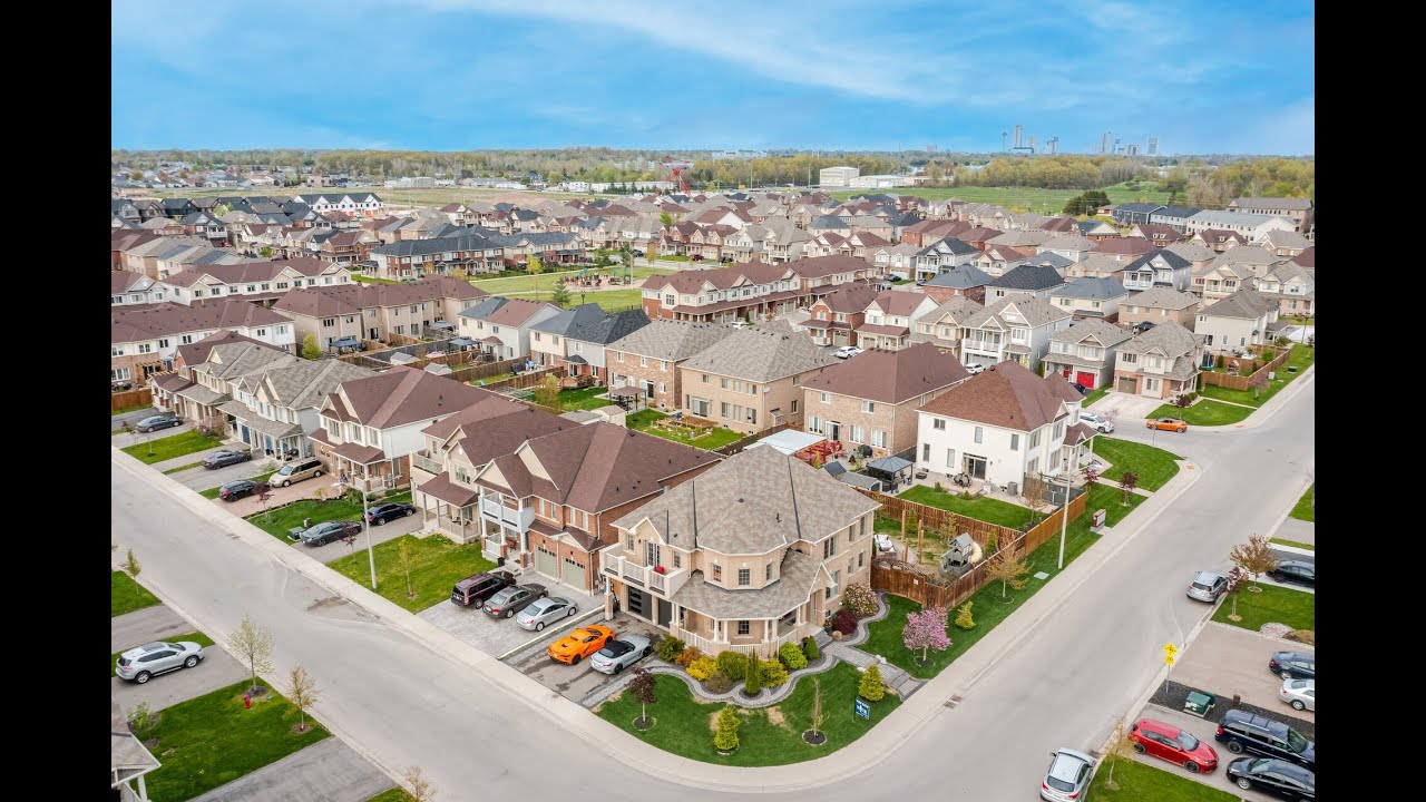 8788 Dogwood Crescent, Niagara Falls Home by Nick Krawczyk - Real ...