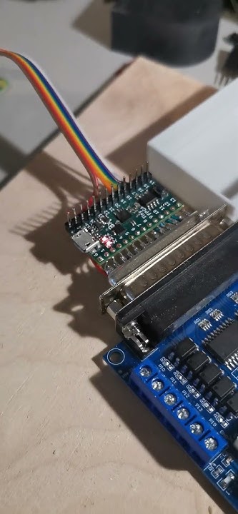 linuxcnc with tinyfpga-bx - YouTube