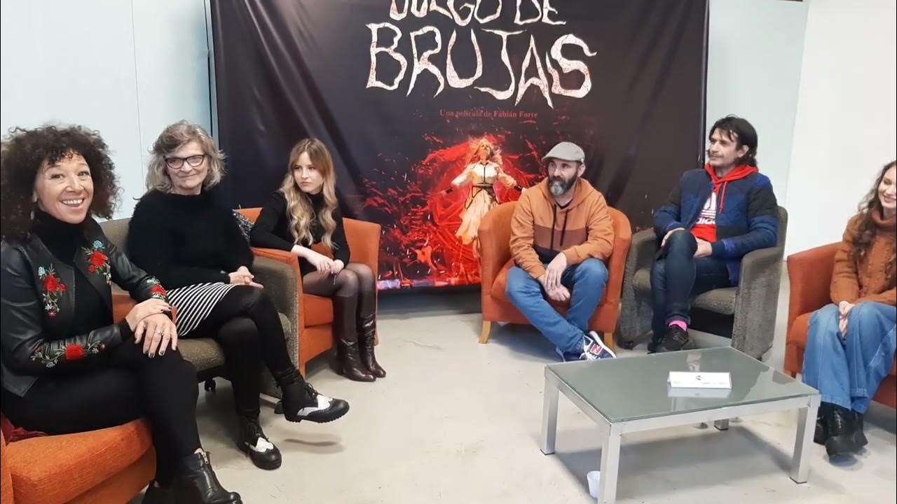 Juego de brujas, rueda de prensa con Director y elenco - YouTube