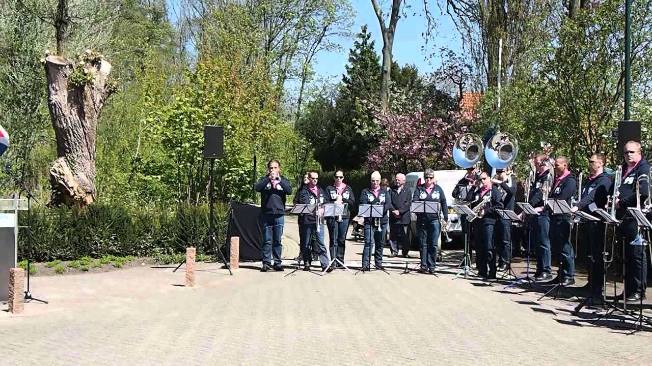 Geef acht en het Taptoe Signaal - YouTube