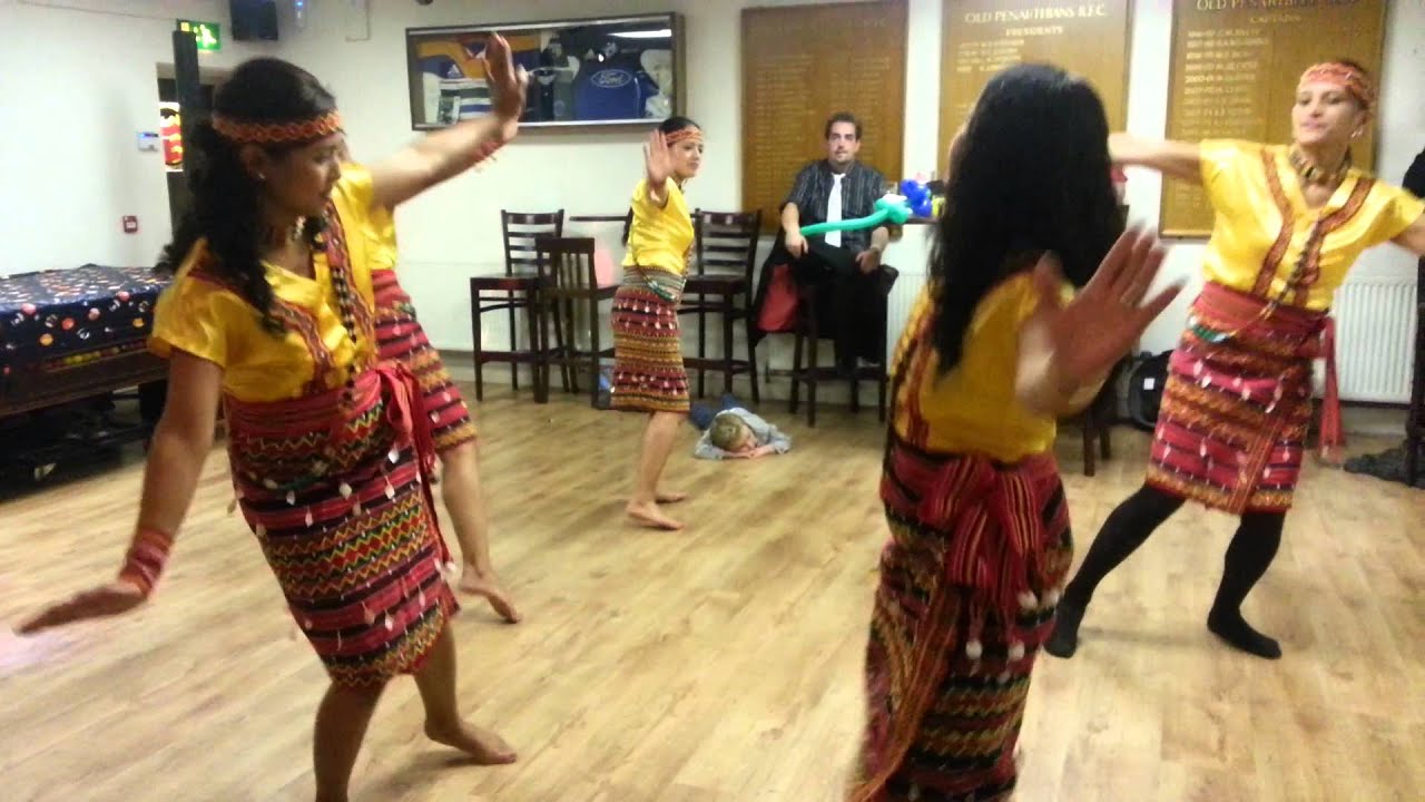 Kalinga dance in Penarth, wales. - YouTube