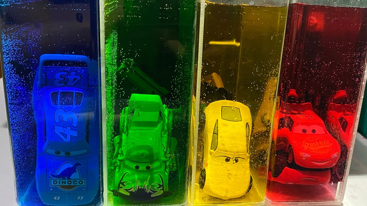 Disney Pixar Cars fall into the water: Lightning McQueen, Chick Hicks ...