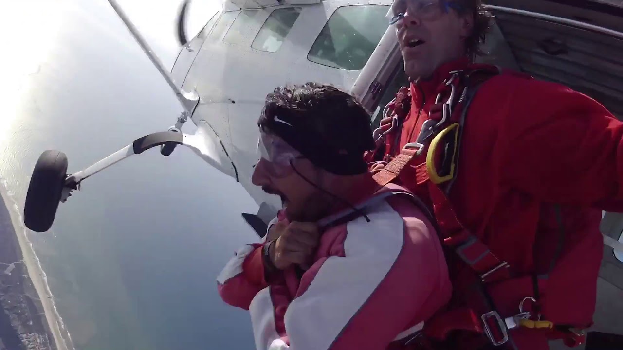 Texel skydiving at Paracentrum Texel. 14th September 2019. - YouTube