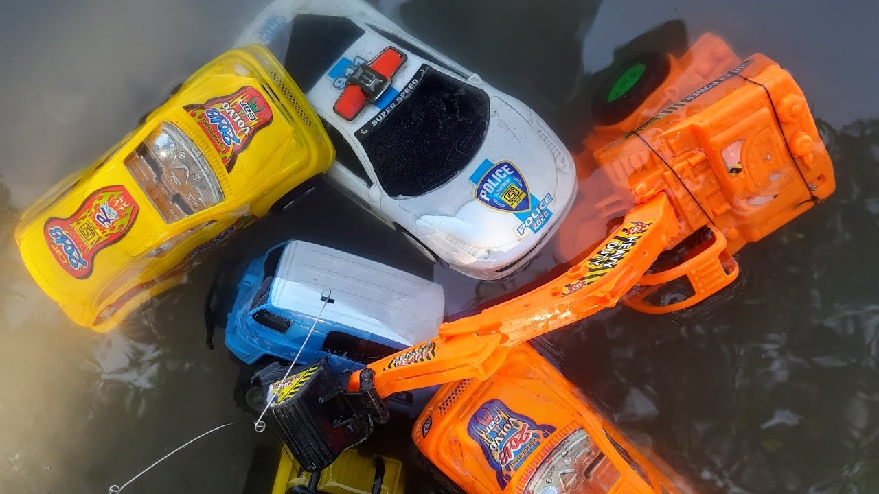 Toy car under water 💦🚗 - YouTube