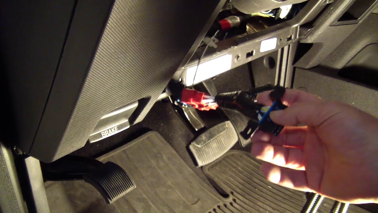 Multi-lead Datalink Harness Installation - YouTube