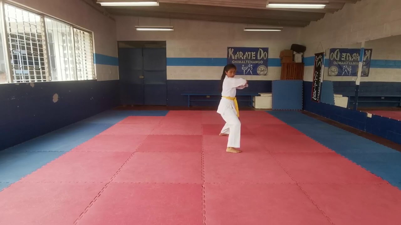 Andrea Mishell Reyes, Chimaltenango, Cat 14 15 años, Ronda 3, Kata ...