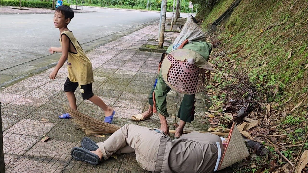 Homeless man & poor boy, save people in trouble on the street - YouTube