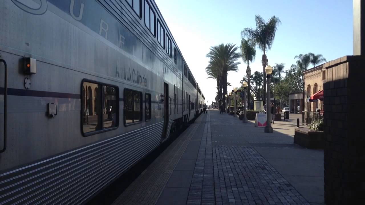 Cabcar #6953 leads AMTK #579 thru Fullerton 2/21/14 - YouTube