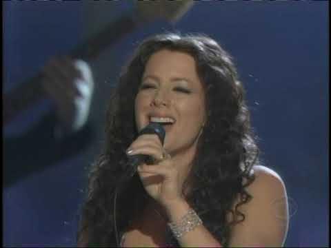 Sarah McLachlan w/ Alison Krauss - 'Fallen' LIVE! - YouTube