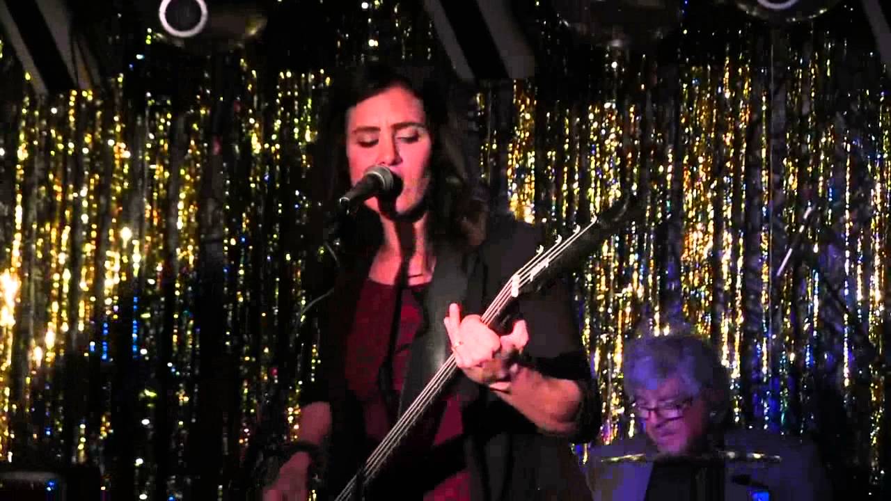 The Amy Mendoza Band (11/19/15) - YouTube