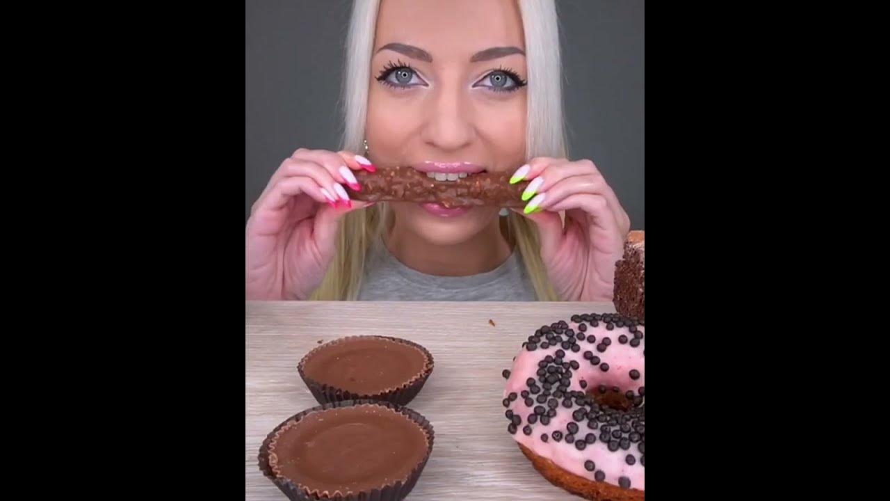 Asmr Eating Chocolate Candy Bars Ice Cream Cake Donut 초콜릿 디저트 먹방