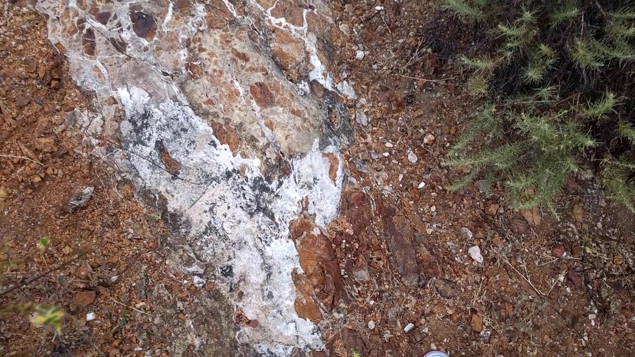 finding quartz in rhyolite and calcite - YouTube