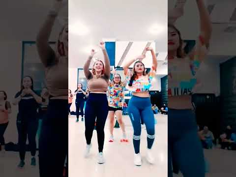 Zumba Bareng Tante-tante Cantik