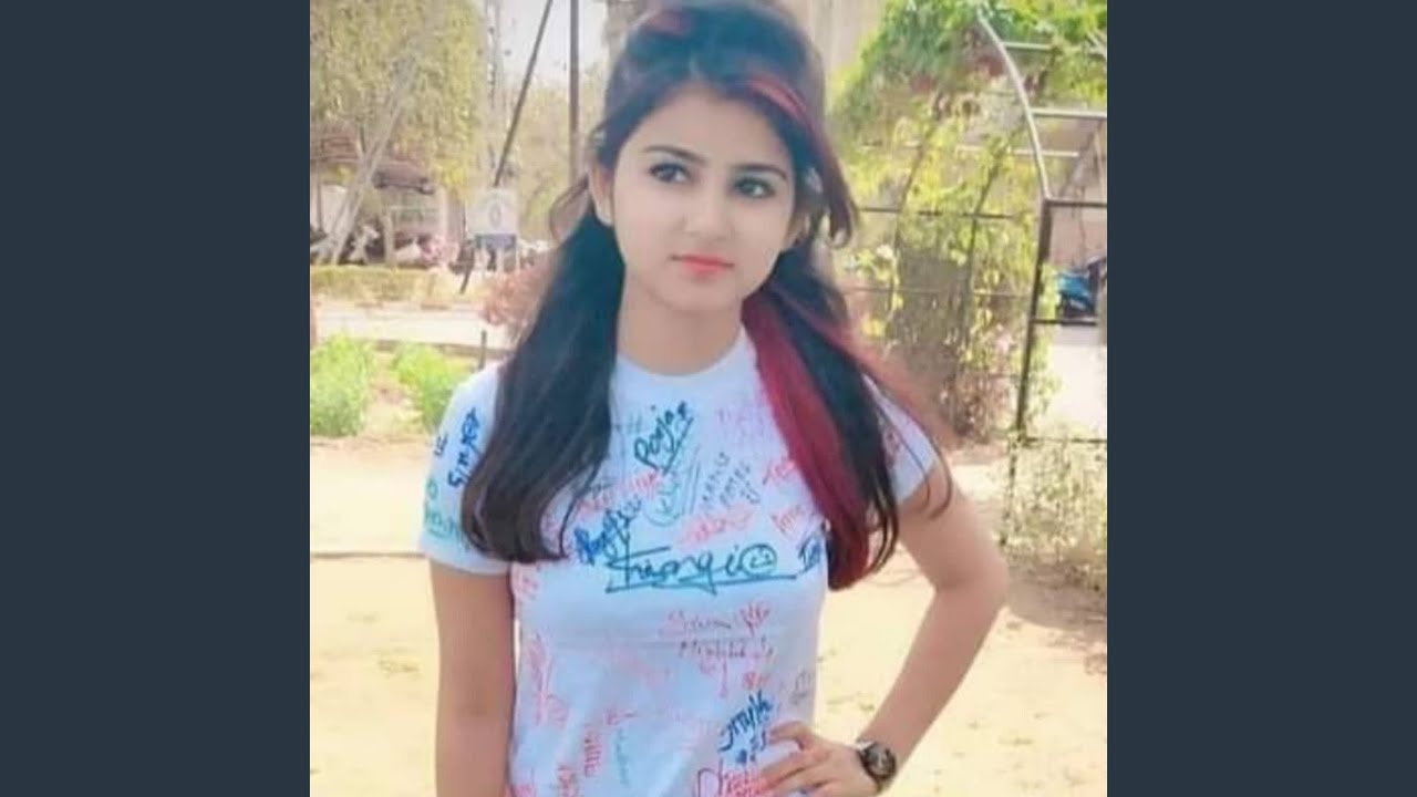 Ye Mumbai Ki Ladkiyan Hai Yaron - YouTube