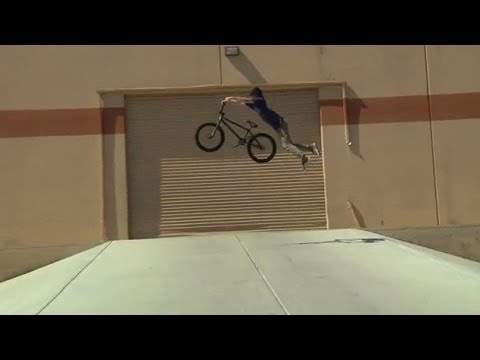 JOEY MOTTA RIDES BMX IN VEGAS - YouTube