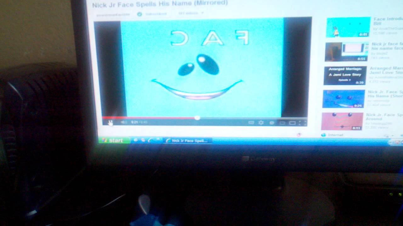Nick jr face spells his name face - YouTube