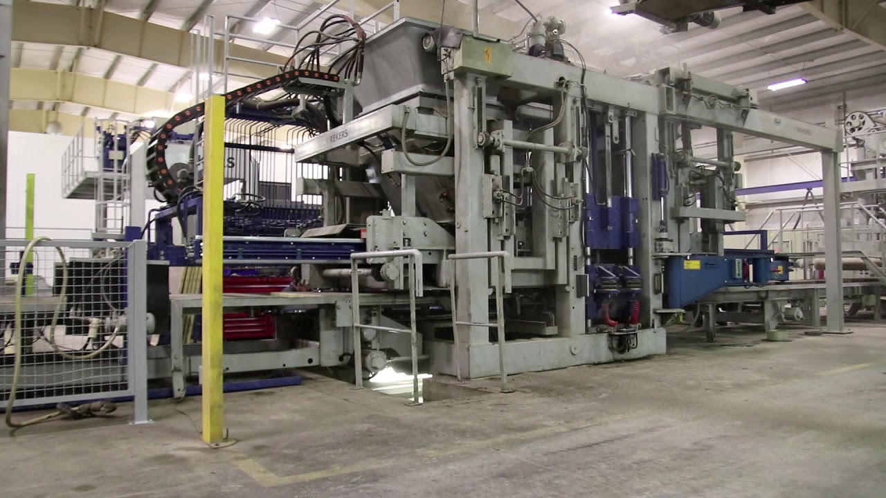 Western Interlock Rekers machine - YouTube