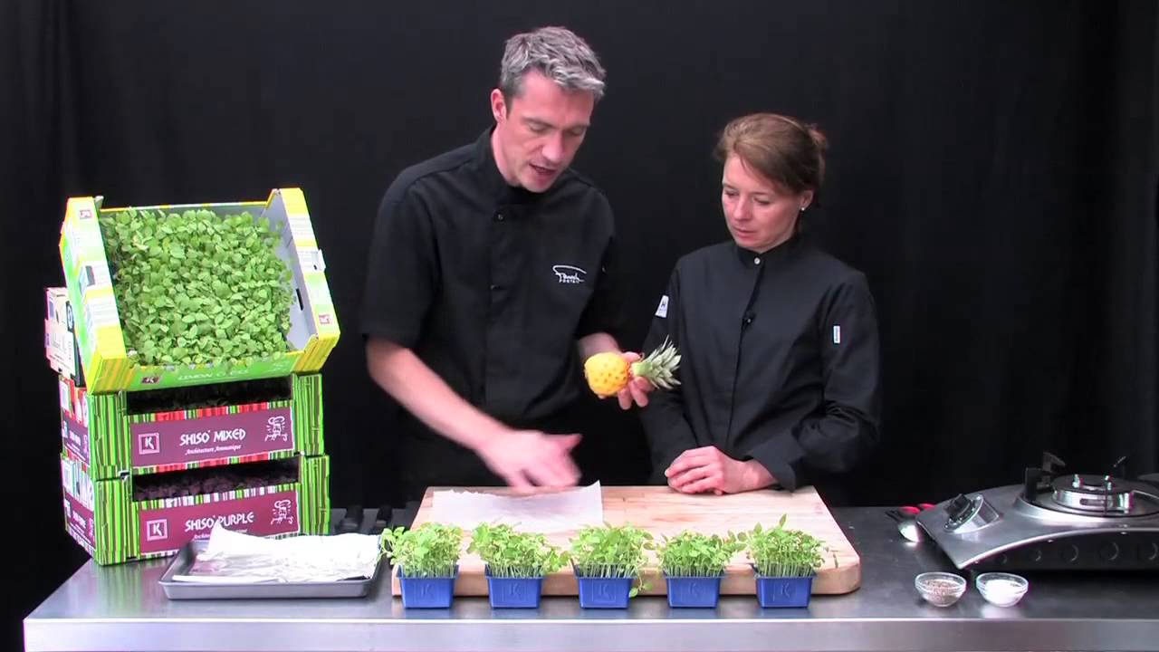 Baked Pineapple in a Parchment Paper Steamer with Limon Cress - YouTube