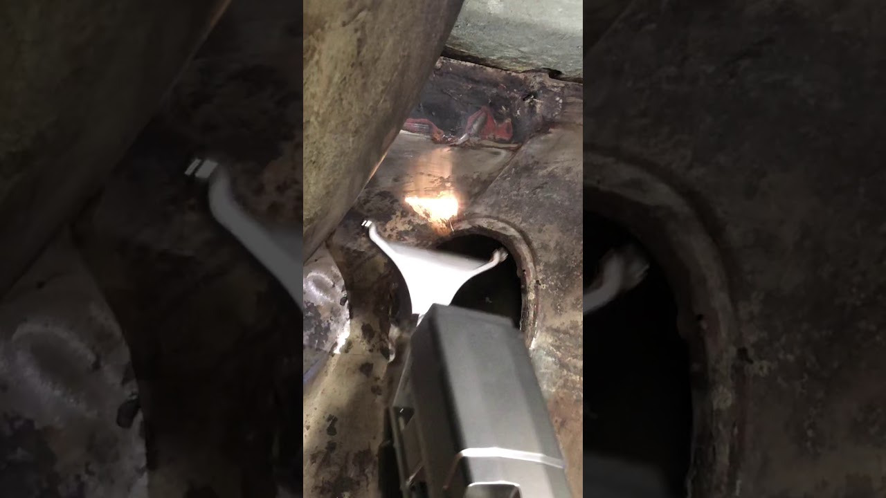 Laser rust treatment - YouTube