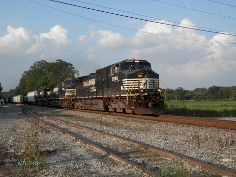 HD: NS 9258 leads NS Train 347 in Dalton, GA - YouTube