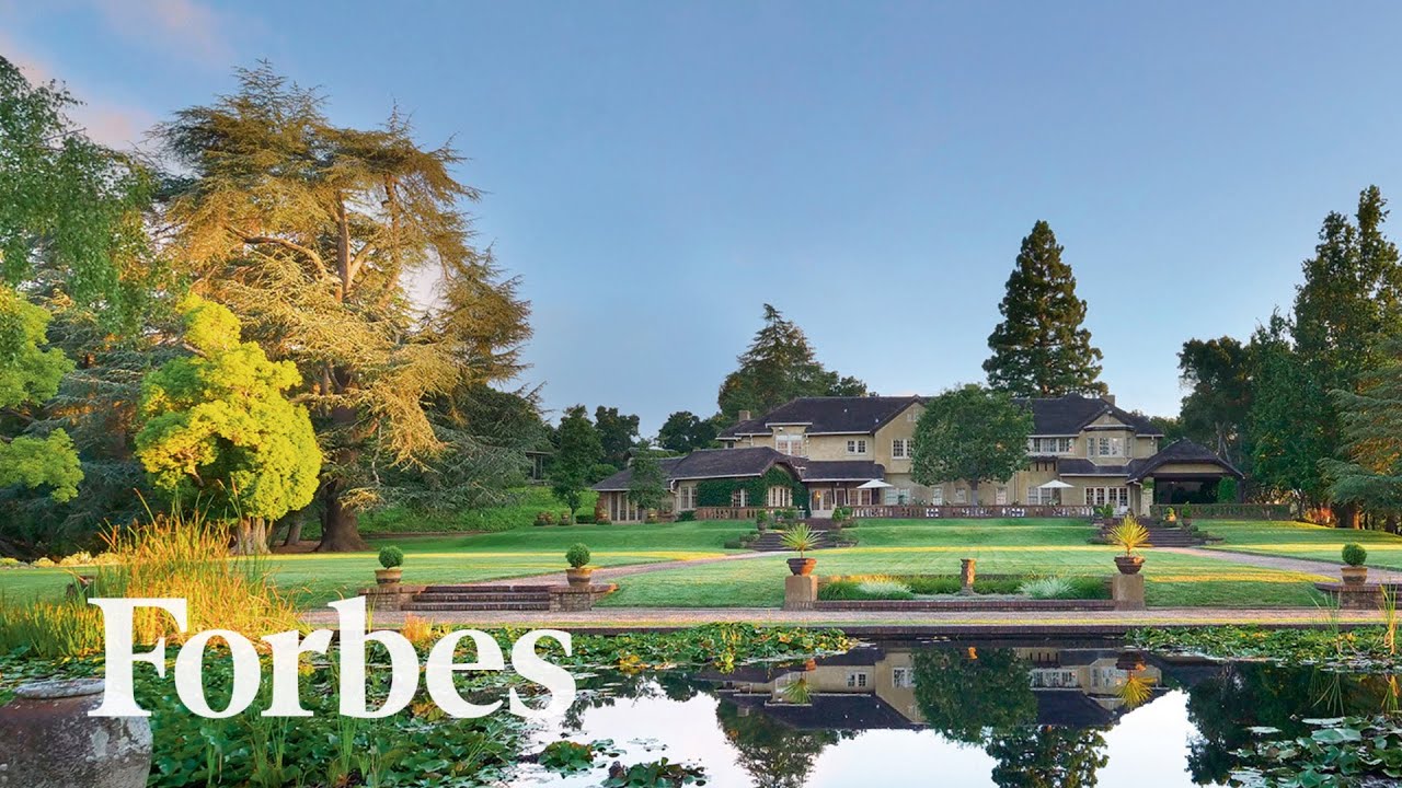 Inside The $125 Million Green Gables Estate Where Elizabeth Holmes Is ...