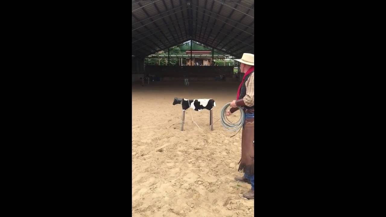 Vaquero Roping - the Backhand forward Turnover - YouTube