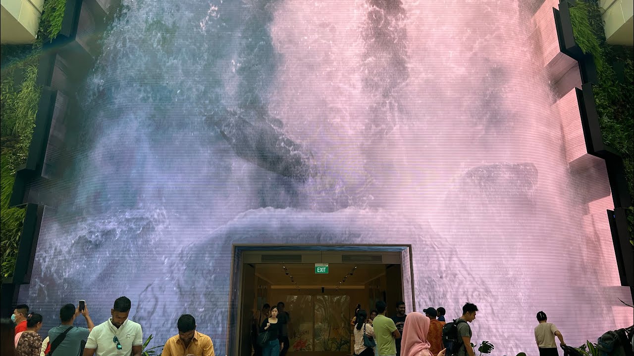 The Wonderfall/ Singapore Changi Airport Digital waterfall - YouTube