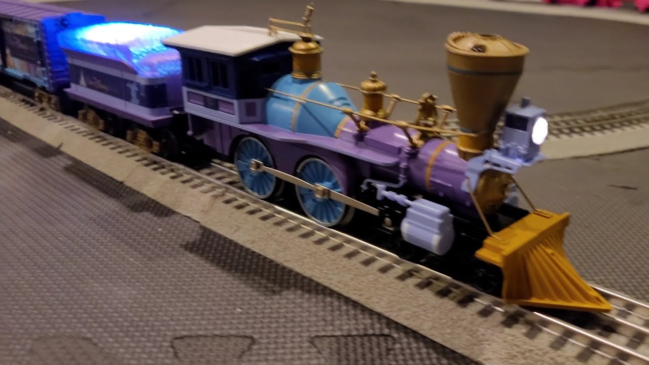 Disney World 50th Anniversary Train - with Add-On Cars. - YouTube