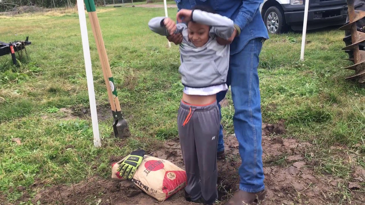 Redneck Dirt Compacter - YouTube