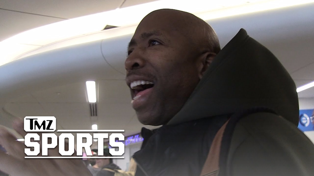 Shaq Would DESTROY Charles Barkley in Real Fight Says Kenny Smith | TMZ ...
