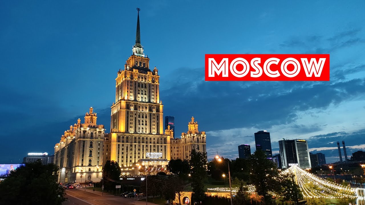 Moscow walk. Evening walk along the central streets of the city. - YouTube