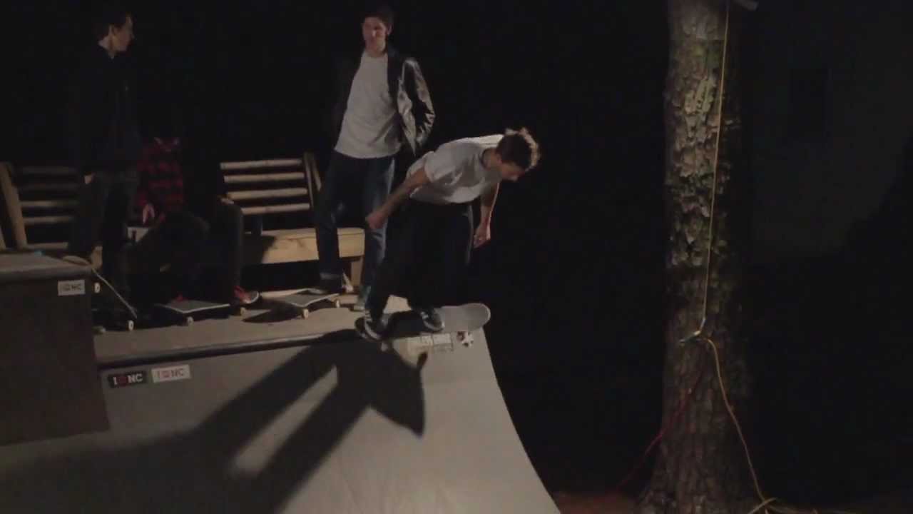 Cameron Keene and Coley Martin warming up - YouTube