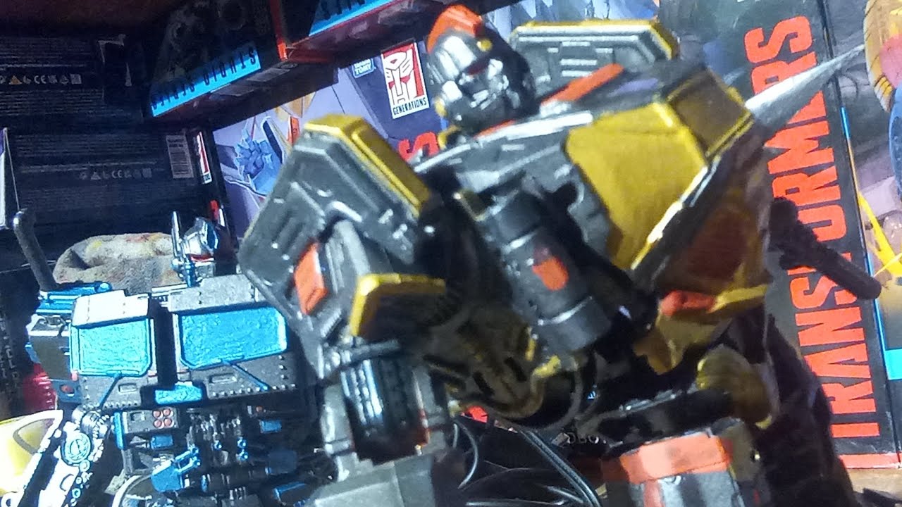 Transformers Nemesis Collection Nemesis Prime, Armorhide, & Mirage ...