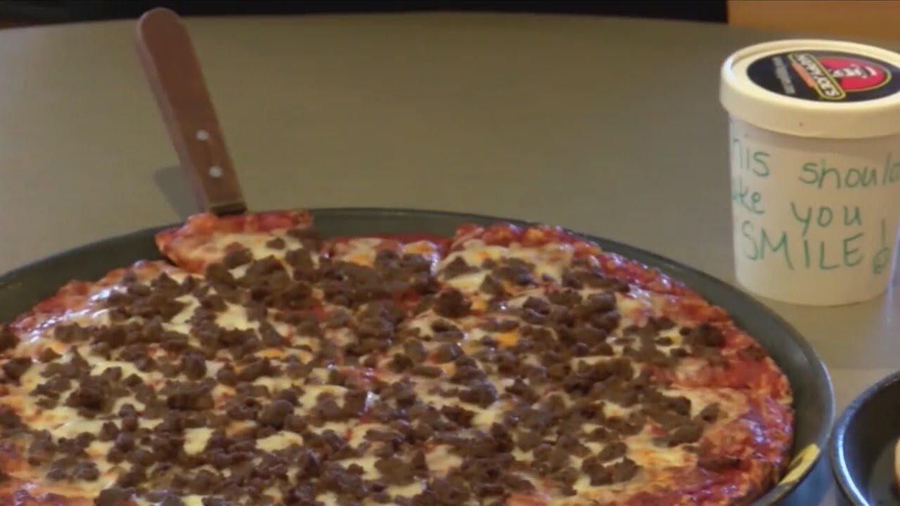 Vote for your favorite QC style pizza in online poll - YouTube