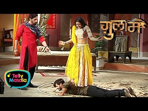 Veer Makes Shivani Dance On Rangeela | Ghulaam | ग़ुलाम |TellyMasala