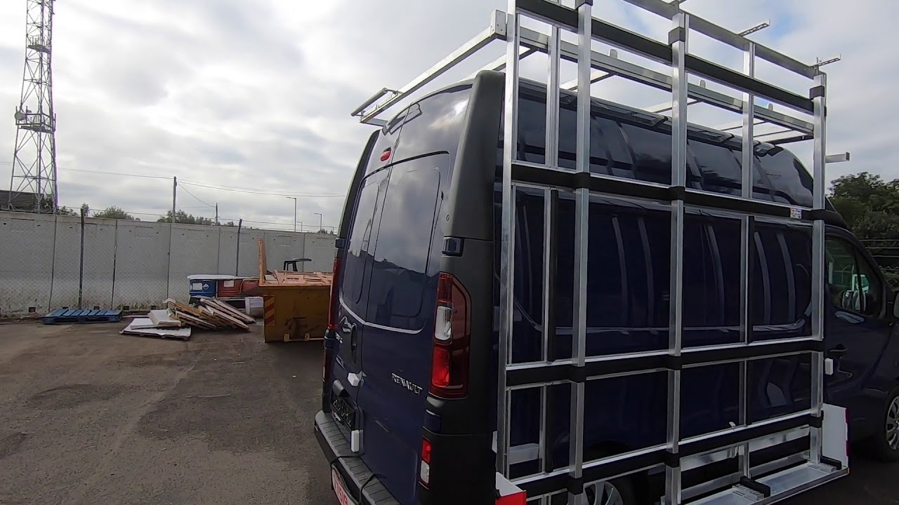Pole System Glaziers Rack with full width roof rack and roller. Plywood ...