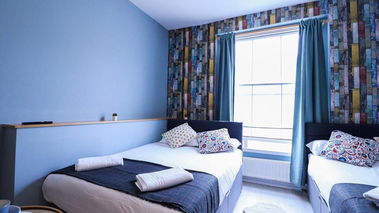 Superb Studios Next To Hyde Park, London, United Kingdom - YouTube
