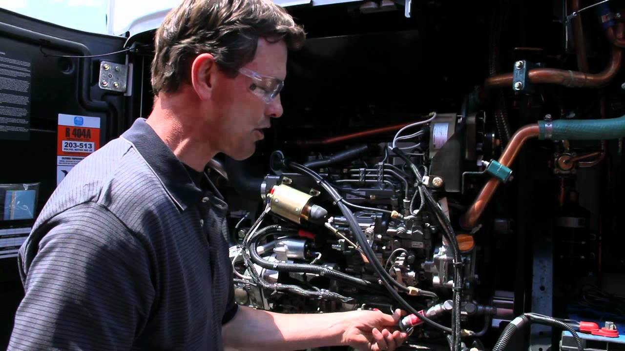 CR England - Inspection on Reefer Unit - YouTube