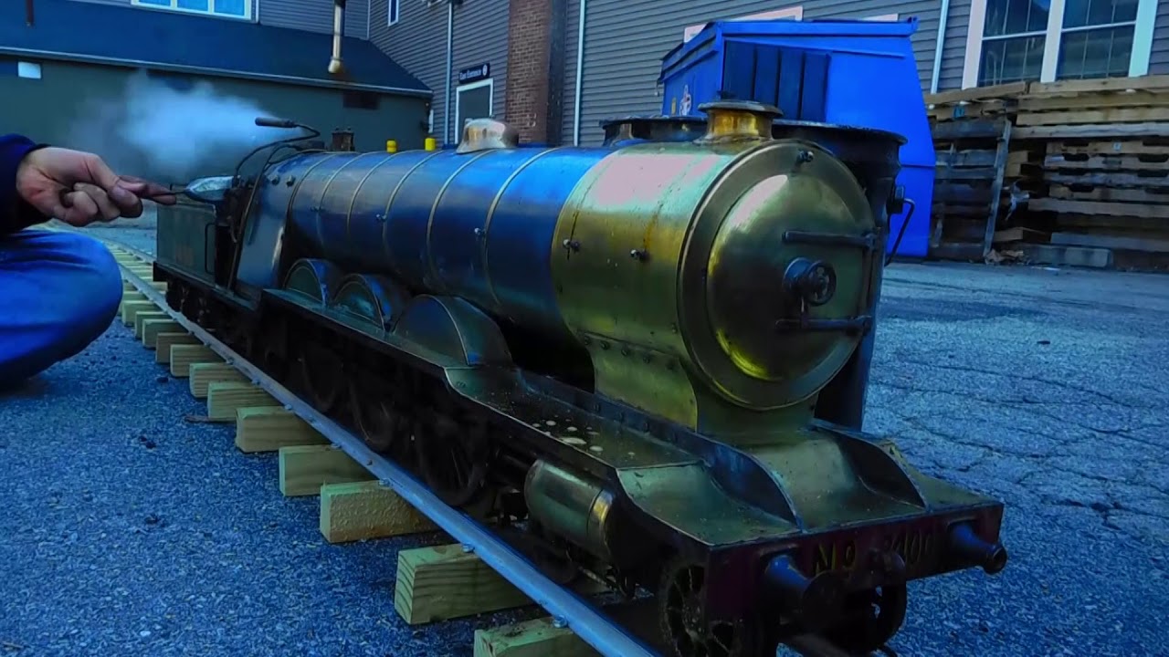 Northeastern Railway Raven Pacific - YouTube