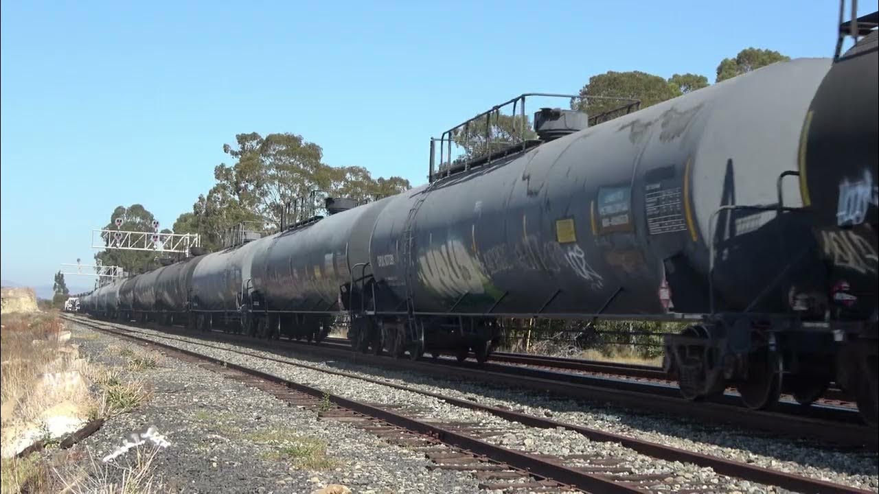 UP 4063 with UP 2002 and MRVOA 14oct22 - YouTube