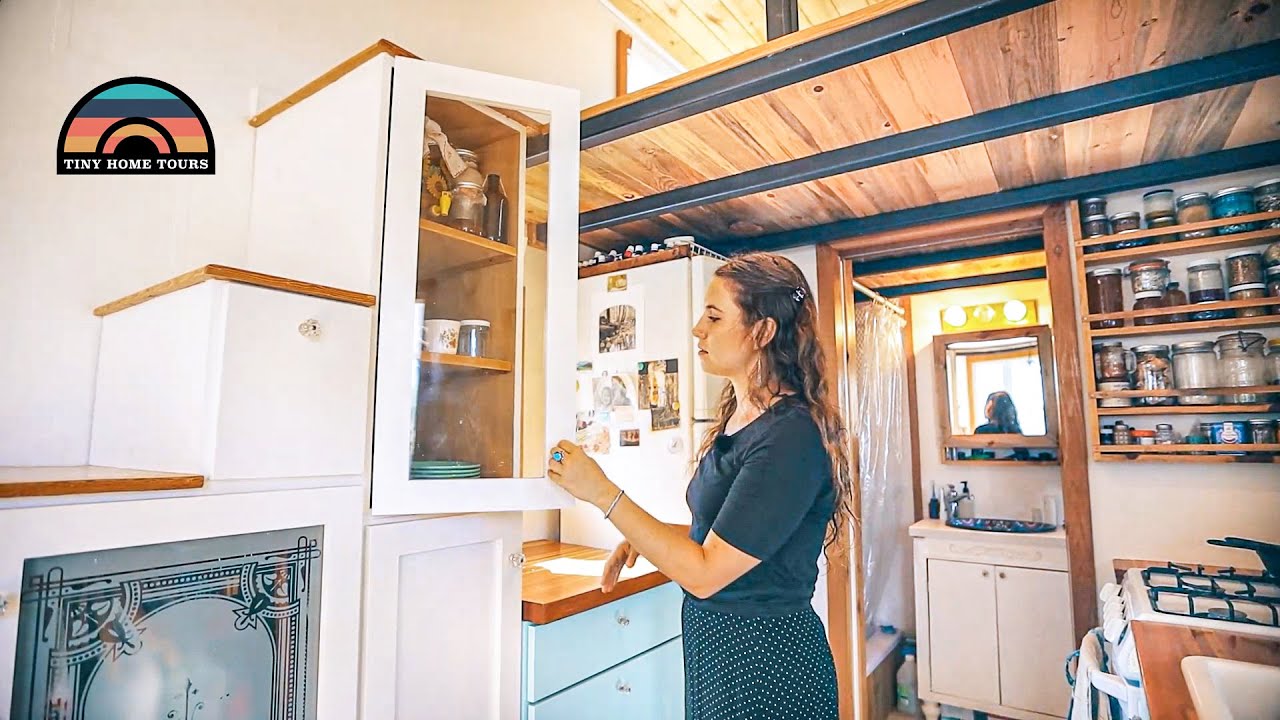 Her DIY High Performance Tiny House - Affordable Intentional Minimalism ...