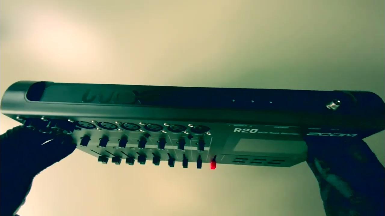 Zoom R20 Multi- Track Recorder Unboxing Video - YouTube